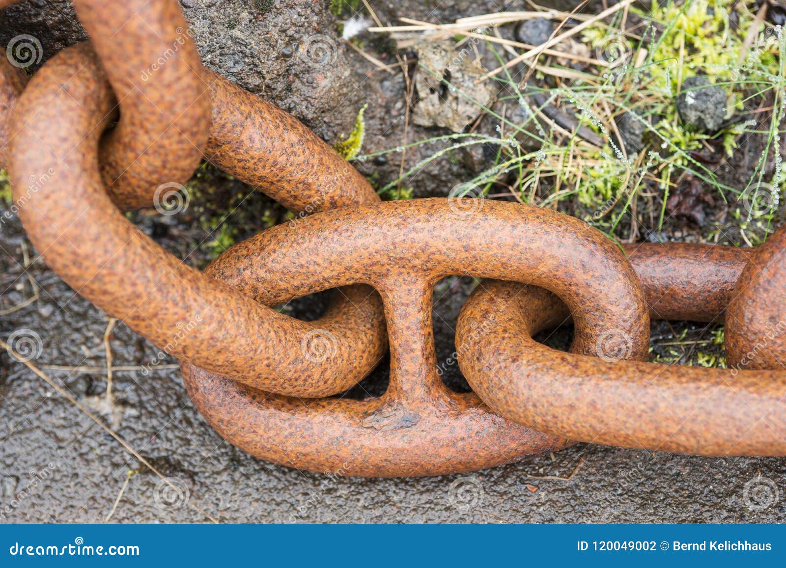 Closeup Big Rusty Chain Links Stock Photo - Image of power, focus ... Closeup Big Rusty Chain Links Stock Photo - Image of power, focus ...
