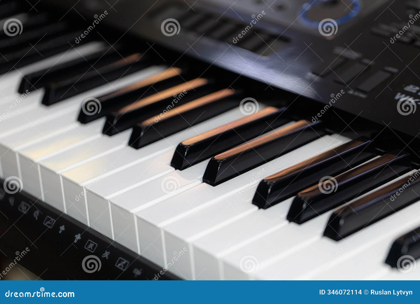 Closeup of Black and White Piano Keyboard Stock Photo - Image of ...