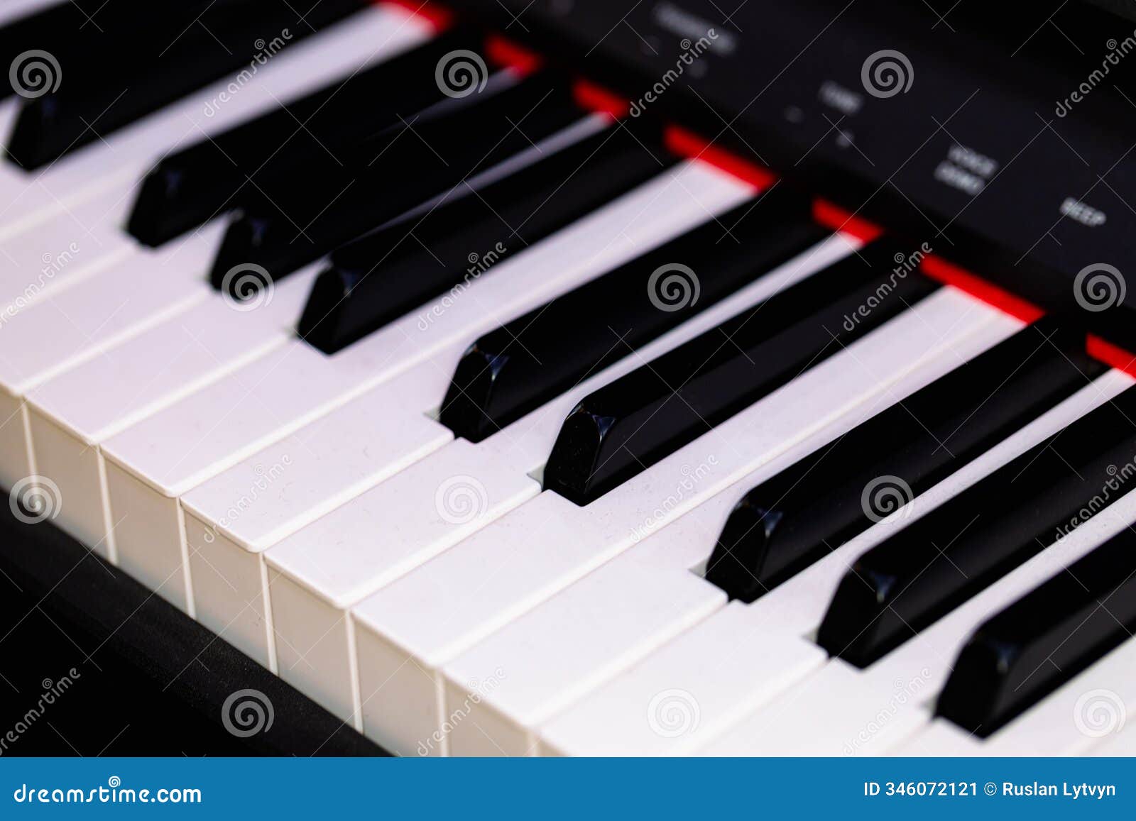 Closeup of Black and White Piano Keyboard Stock Image - Image of keys ...