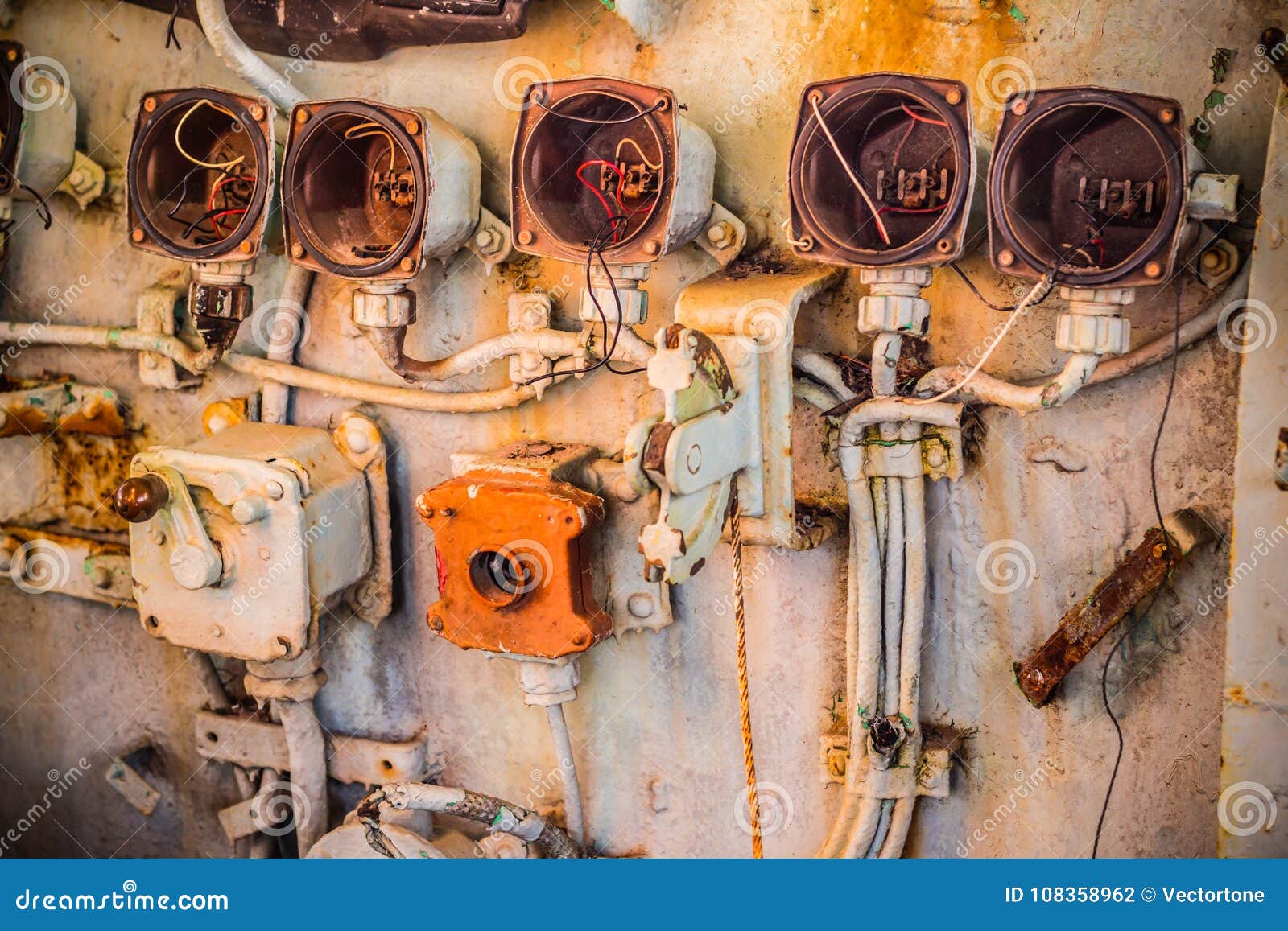 Broken And Very Old Circular Gauge And Controller With Lever Handle ...