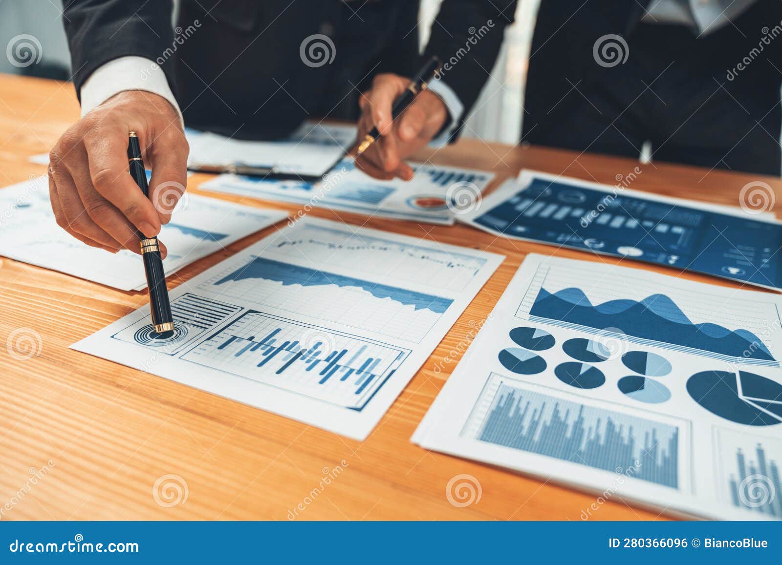 Closeup Busy Analyst Team Discussing Financial Data on Laptop. Fervent ...