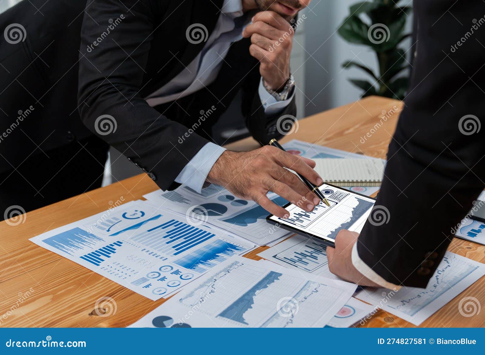Closeup Busy Analyst Team Discussing Financial Data on Laptop. Fervent ...
