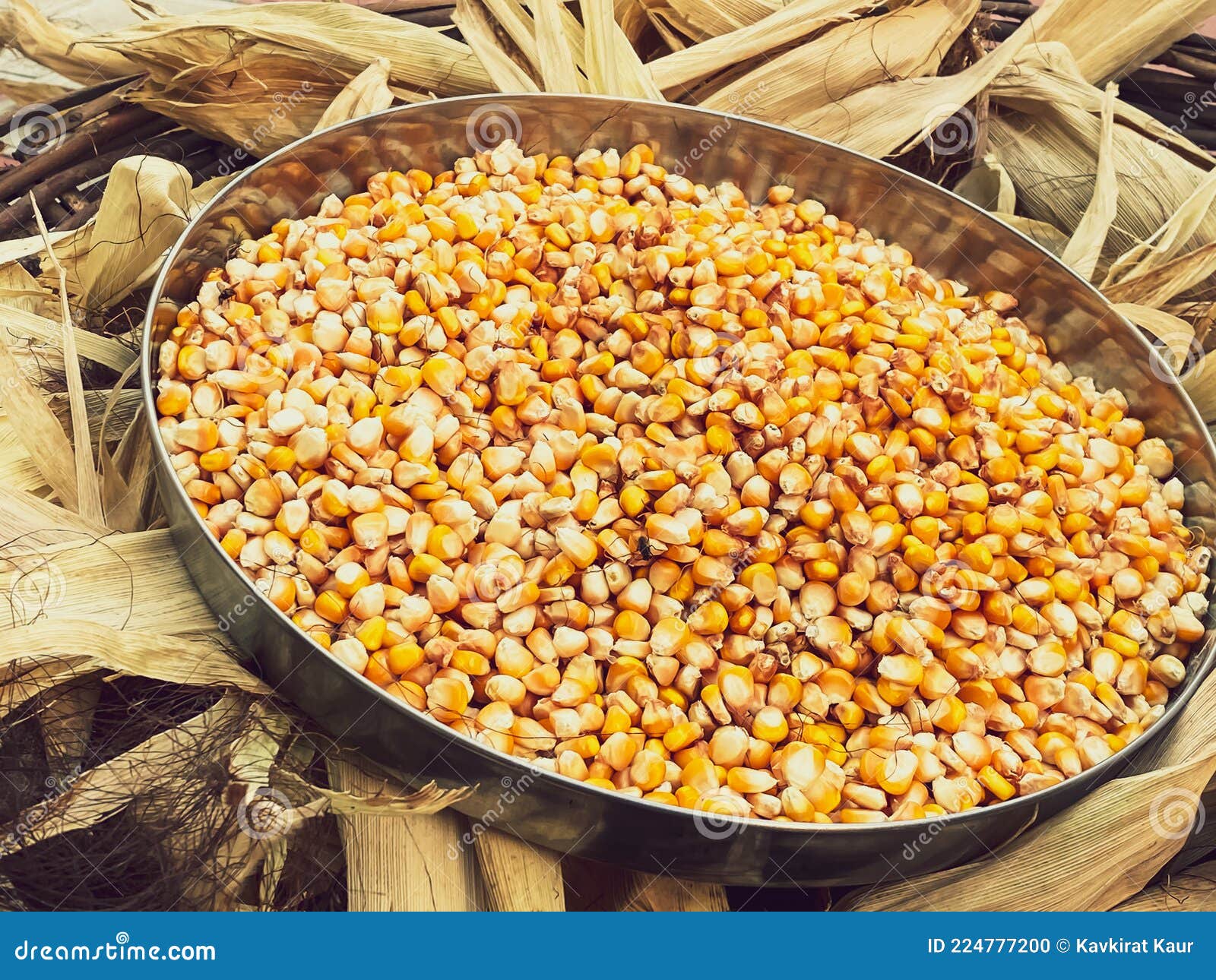 Closeup of Corn Maize in a Bowl Stock Photo - Image of healthy, food ...