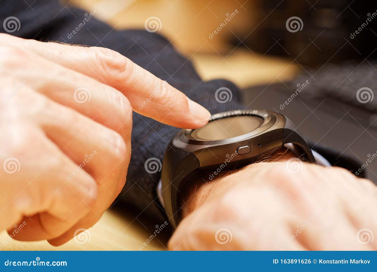 Closeup Hands of Man Using His Smartwatch Stock Photo - Image of call ...