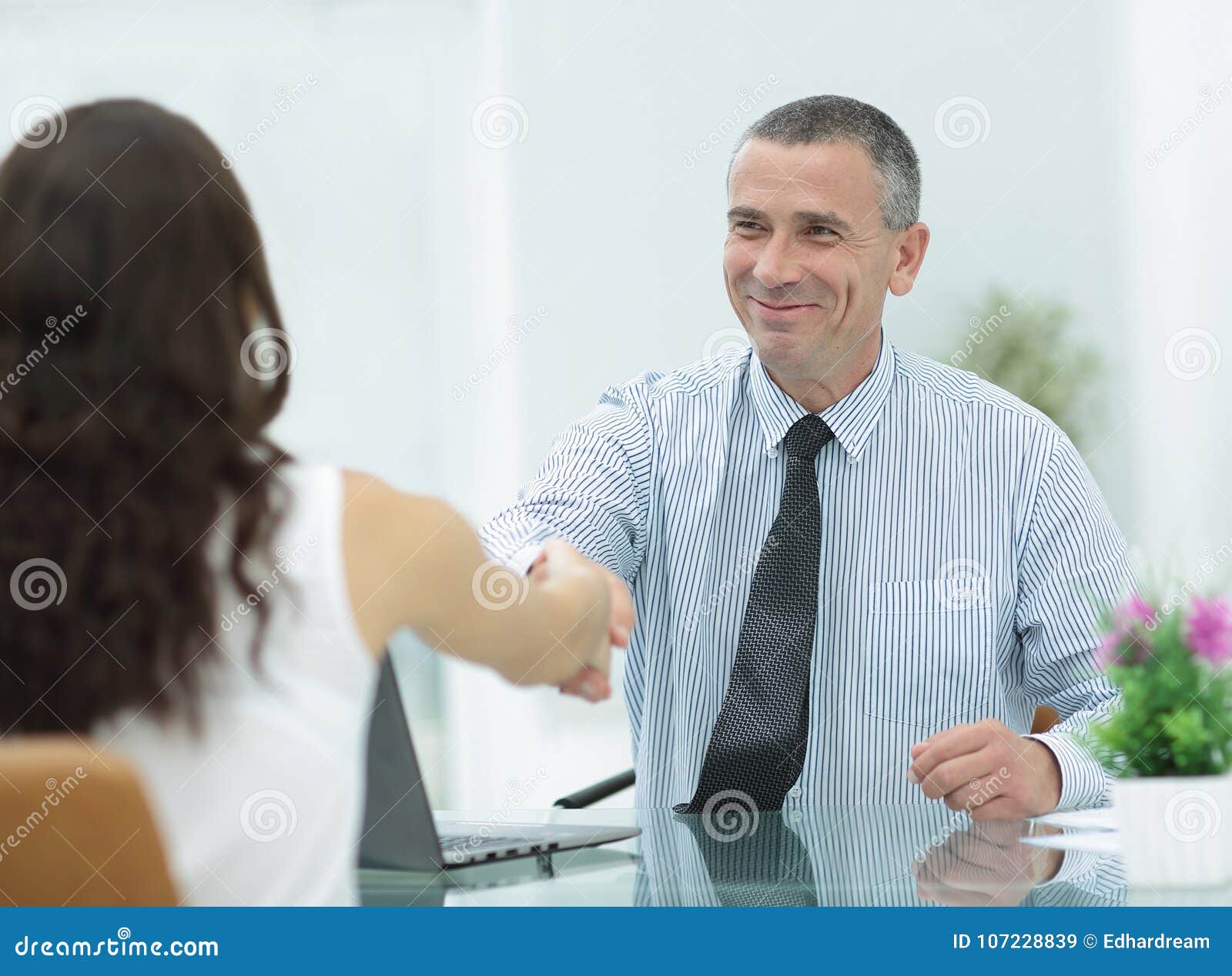 Closeup.handshake Manager and Client Stock Image - Image of customer ...