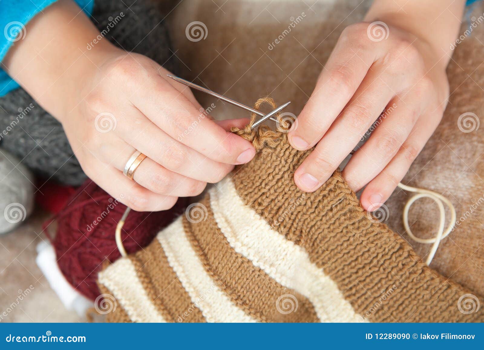 Closeup of Knitting Woman Hands Stock Photo - Image of knitted, clothes ...