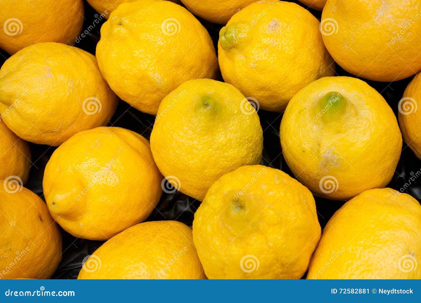 Closeup of Lemon in the Market Stock Image - Image of natural, bulb ...