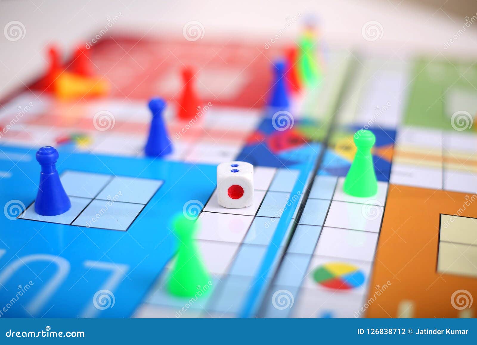 Closeup of ludo board game editorial photography. Image of green ...
