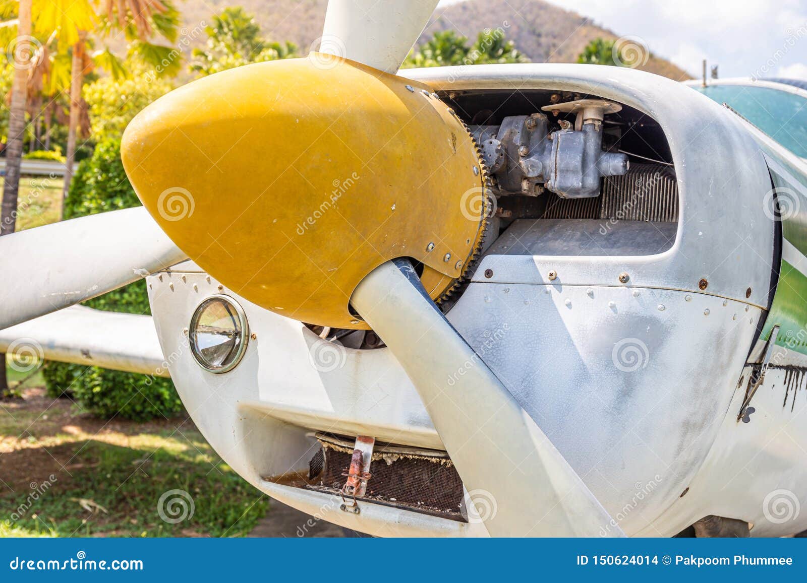 Closeup of Old Airplane Propeller Engine Stock Photo - Image of ...