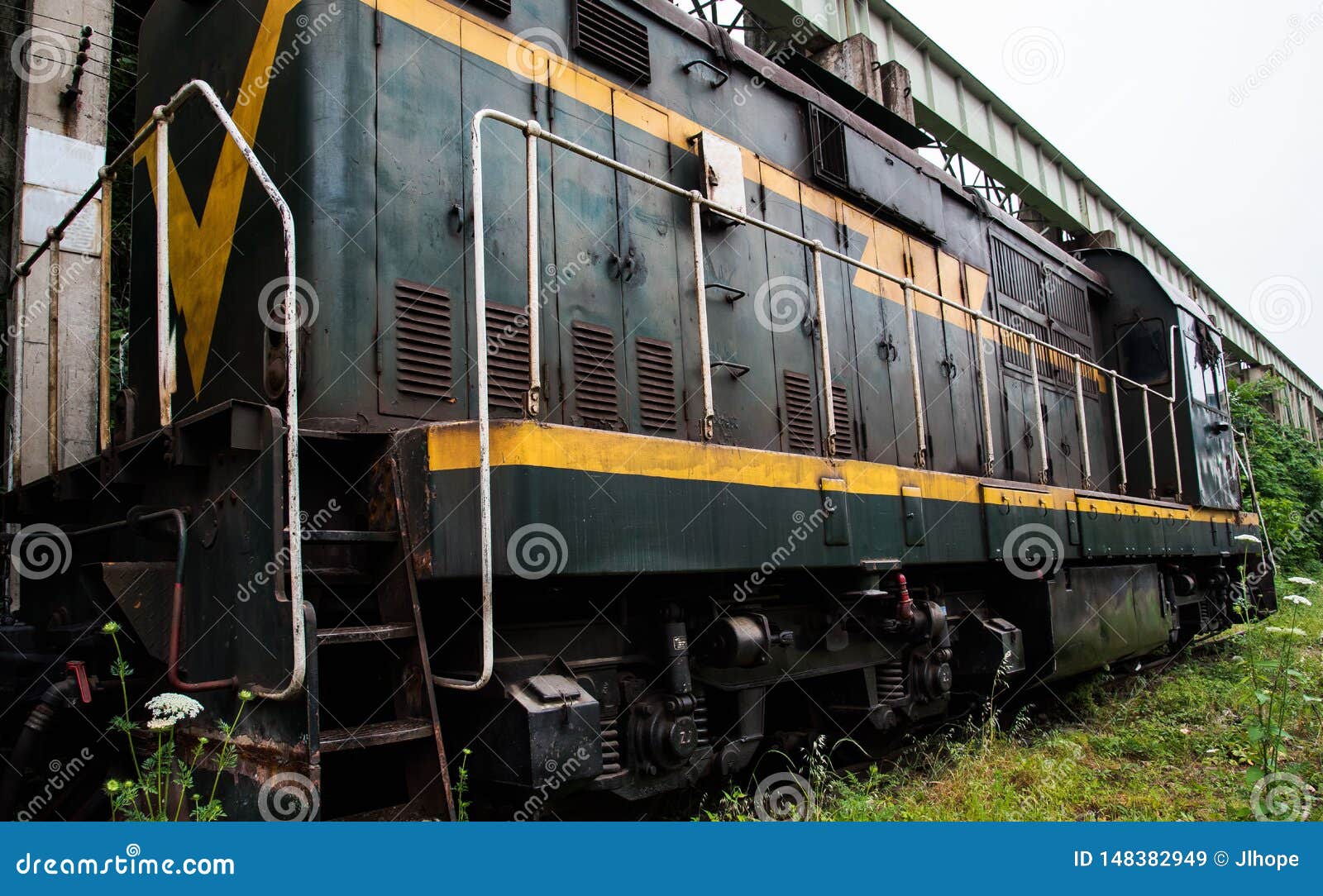 Closeup of an Old Green Train Stock Image - Image of train, stairs ...