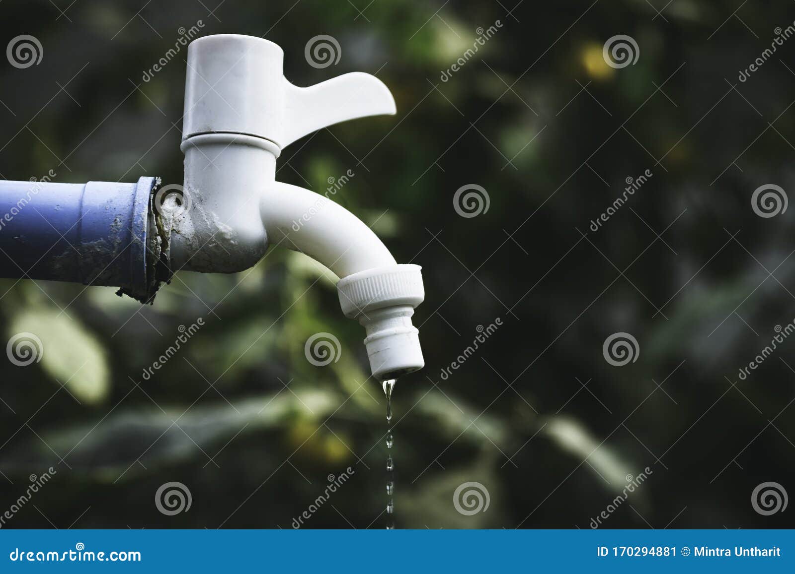 Closeup Old Water Tap Dripping in Water Shortage or Drought Concept ...