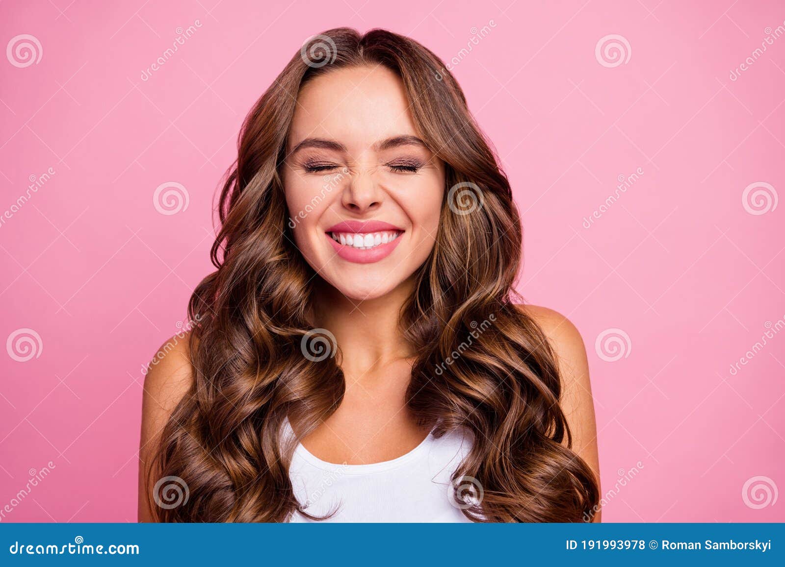 Closeup Photo Of Pretty Curly Lady Cheerful Funny Facial Expression