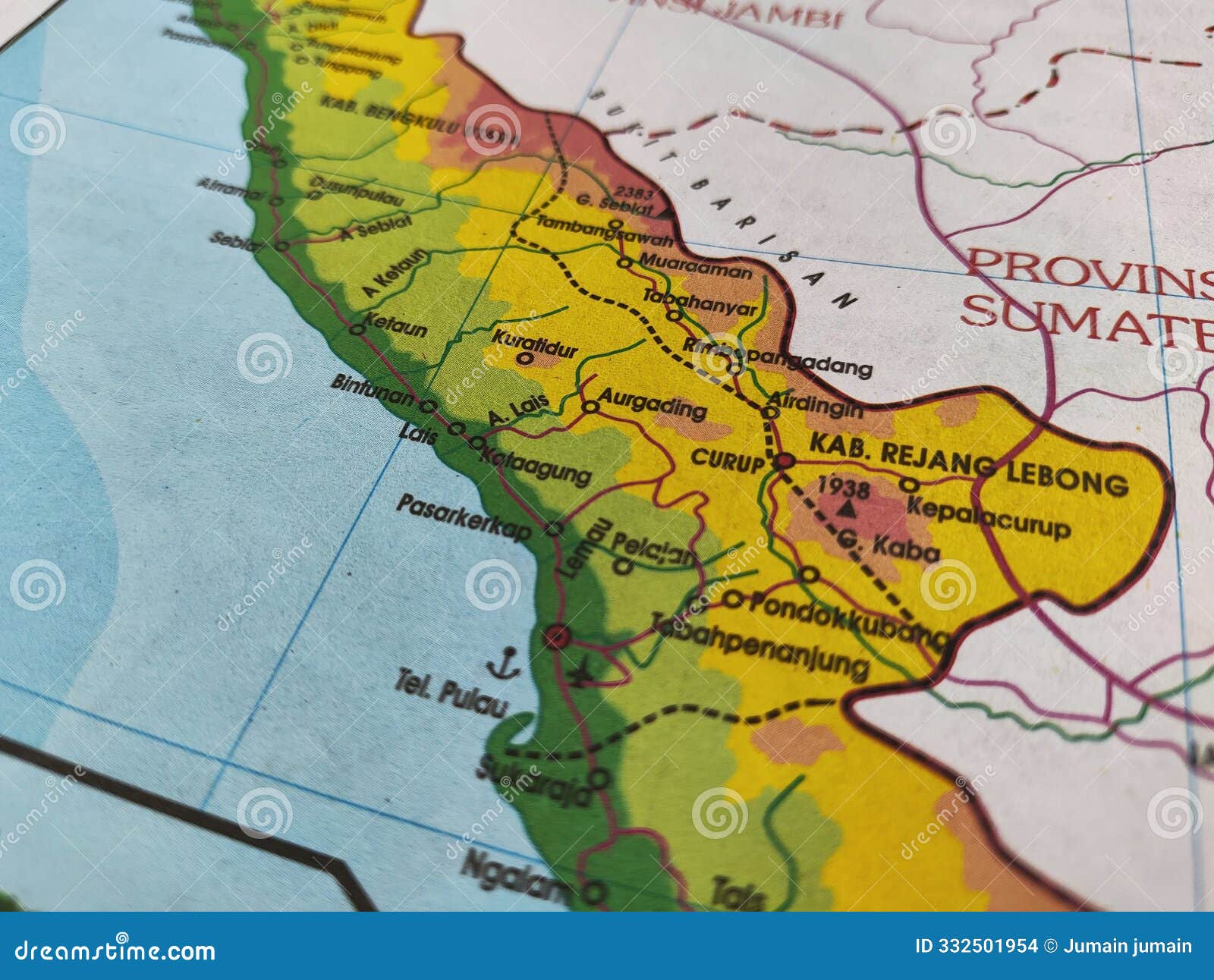 Rejang Lebong Regency Map and Major Cities Around it on Physical Map ...