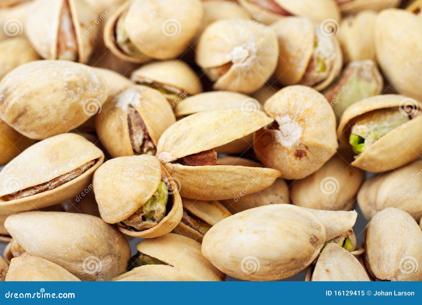 Closeup of Roasted Pistachio Nuts Stock Image - Image of background ...