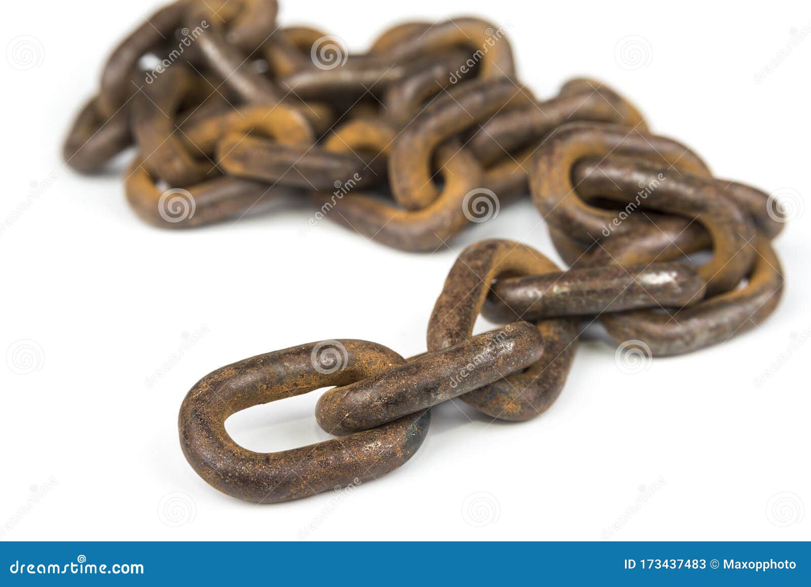Closeup of Seamless Old Rusty Chain Isolated on White Background Stock ...