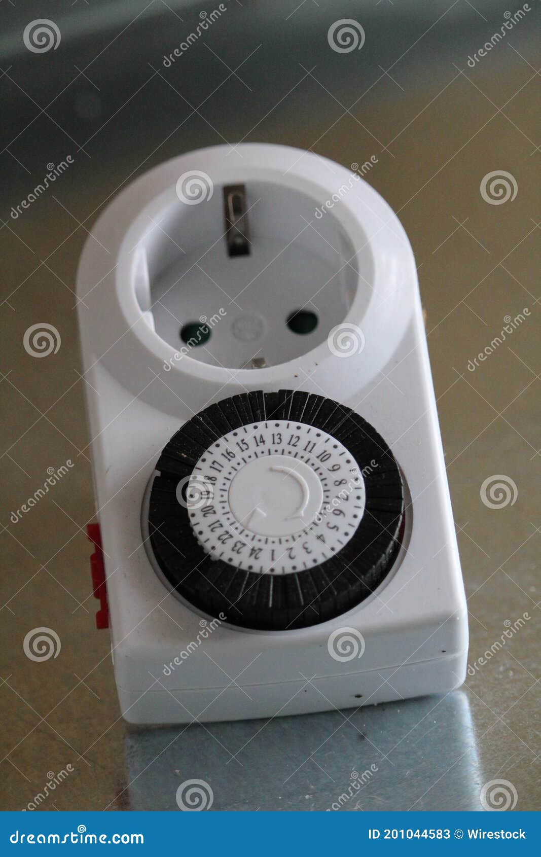Electrical Timer Switch Control.Timer Switch For Set Electrical System ...