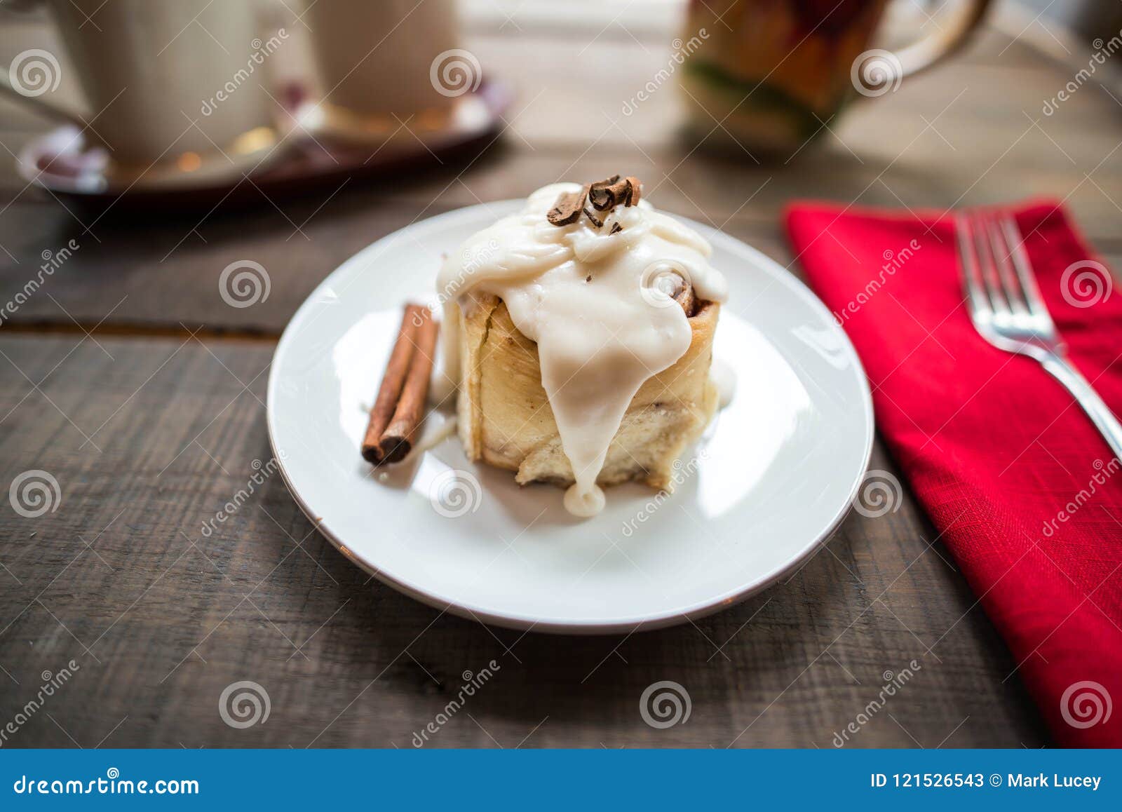 Closeup of a Single Cinnamon Roll Stock Image - Image of flaky, closeup ...
