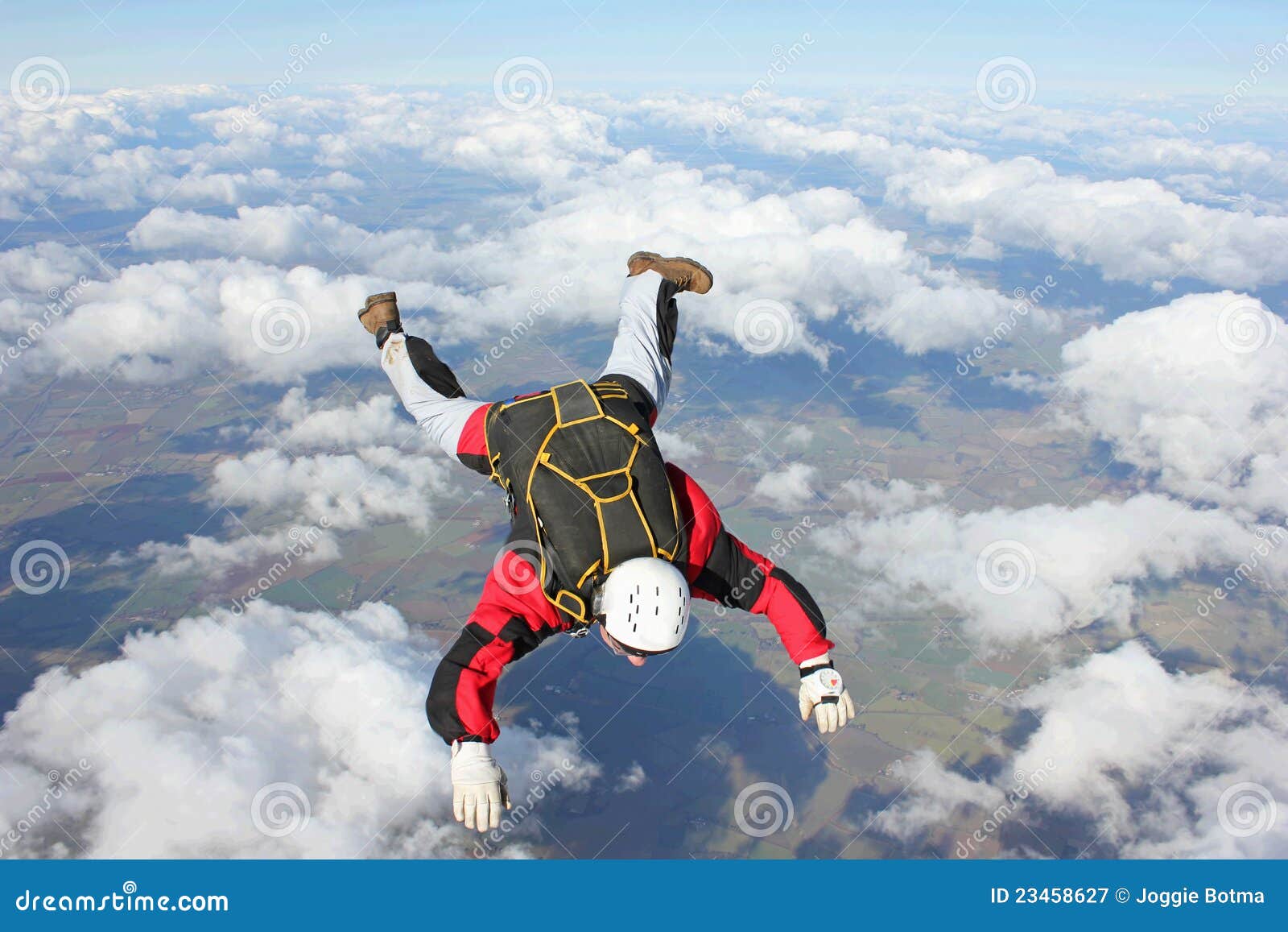 Closeup of Skydiver in Freefall Stock Image - Image of clouds, thrill ...