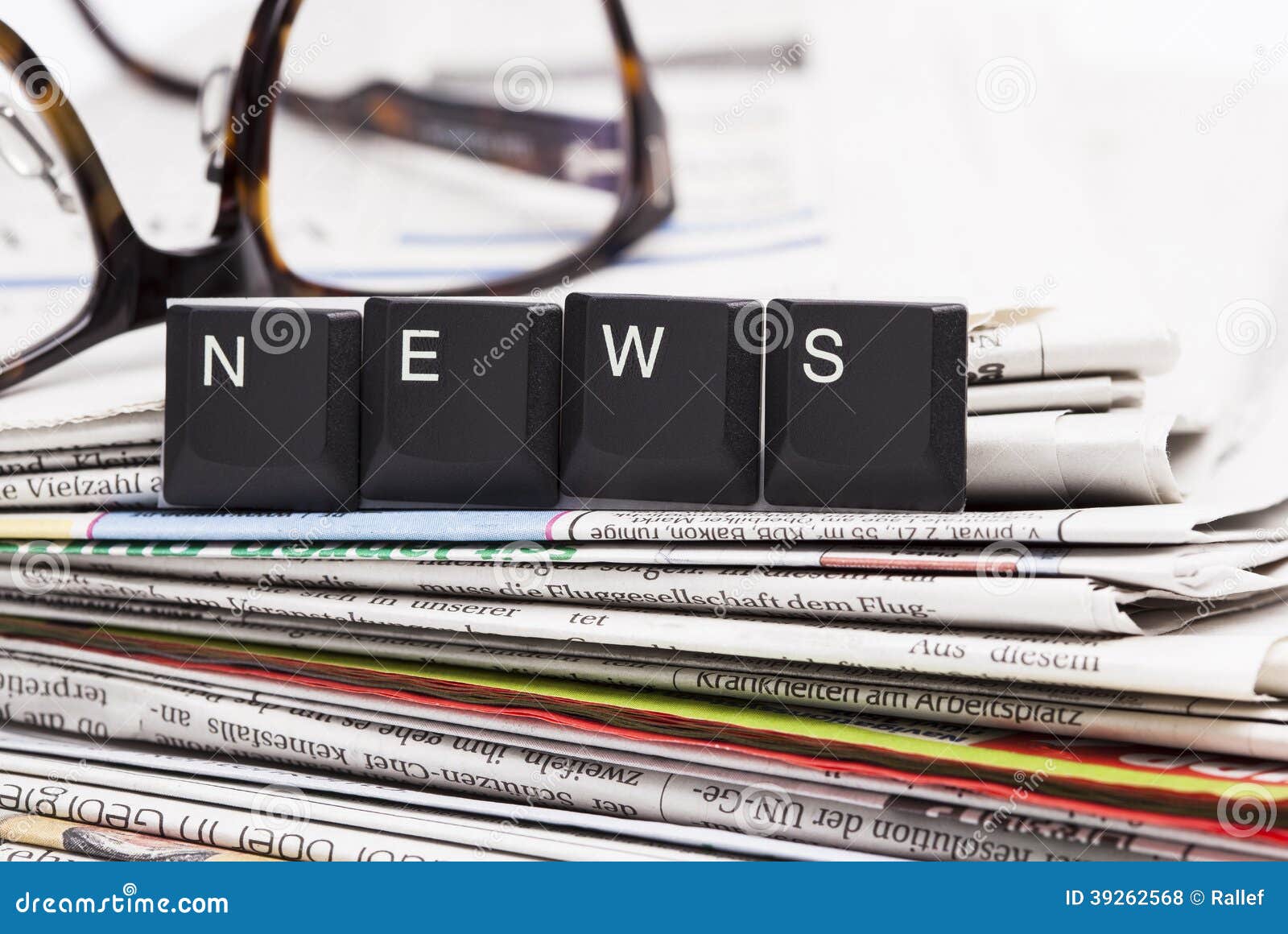 Closeup Stack of Newspapers Stock Photo - Image of pages, print: 39262568