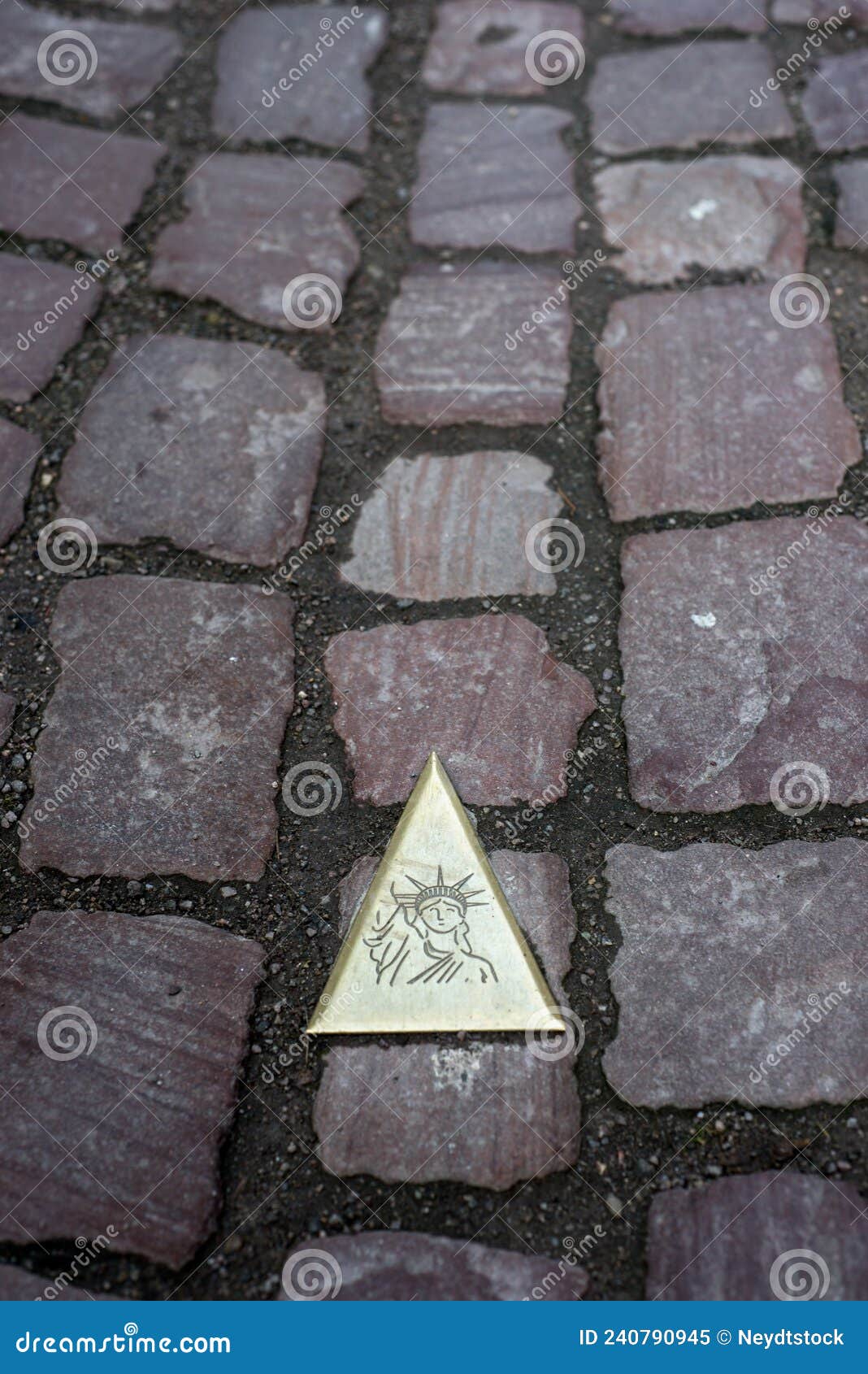 Statue of Liberty Sign on the Cobblestone Road Stock Image - Image of ...