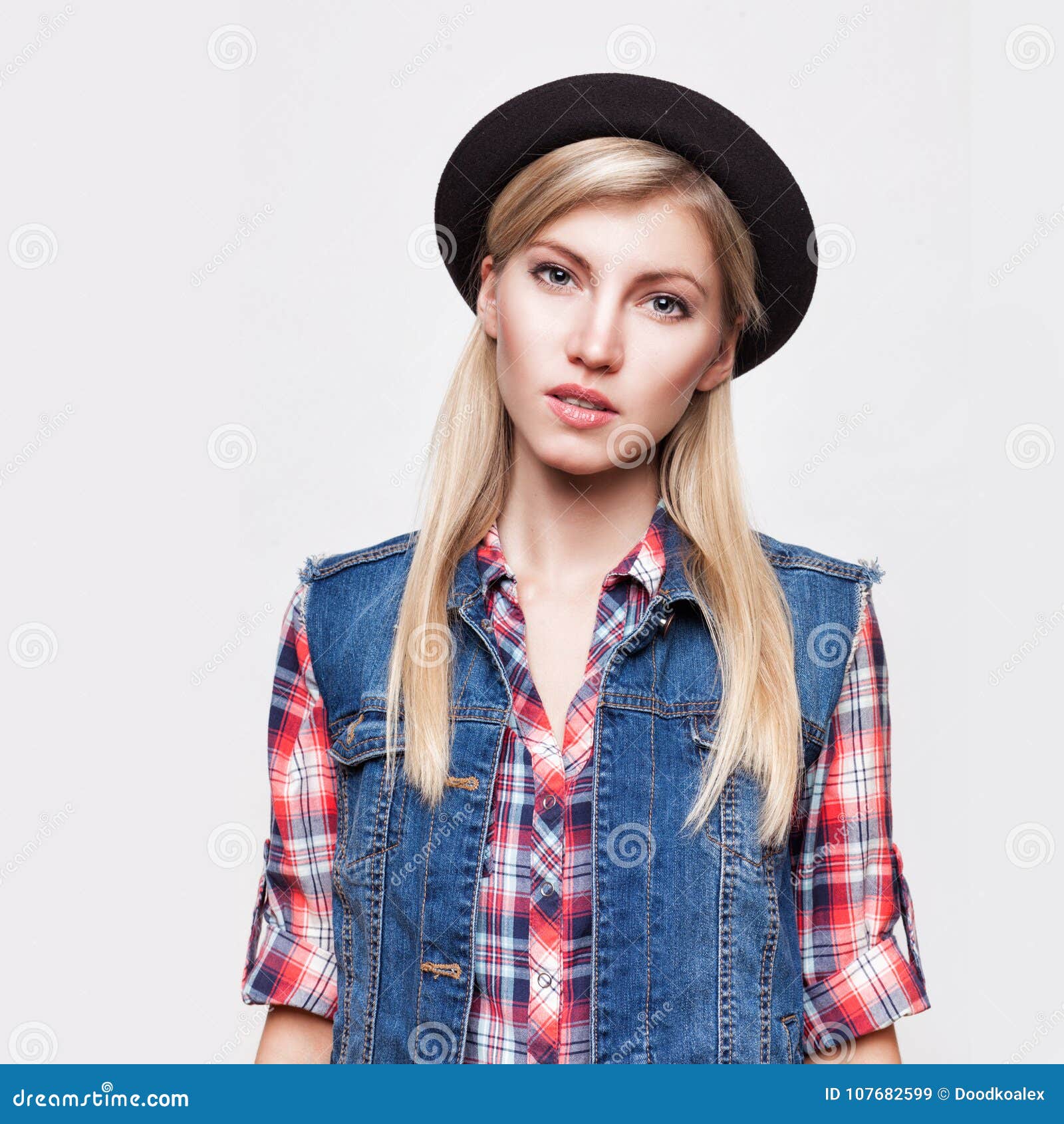 Closeup Studio Portrait of Hipster Young Woman Stock Image - Image of ... Closeup Studio Portrait of Hipster Young Woman Stock Image - Image of ...