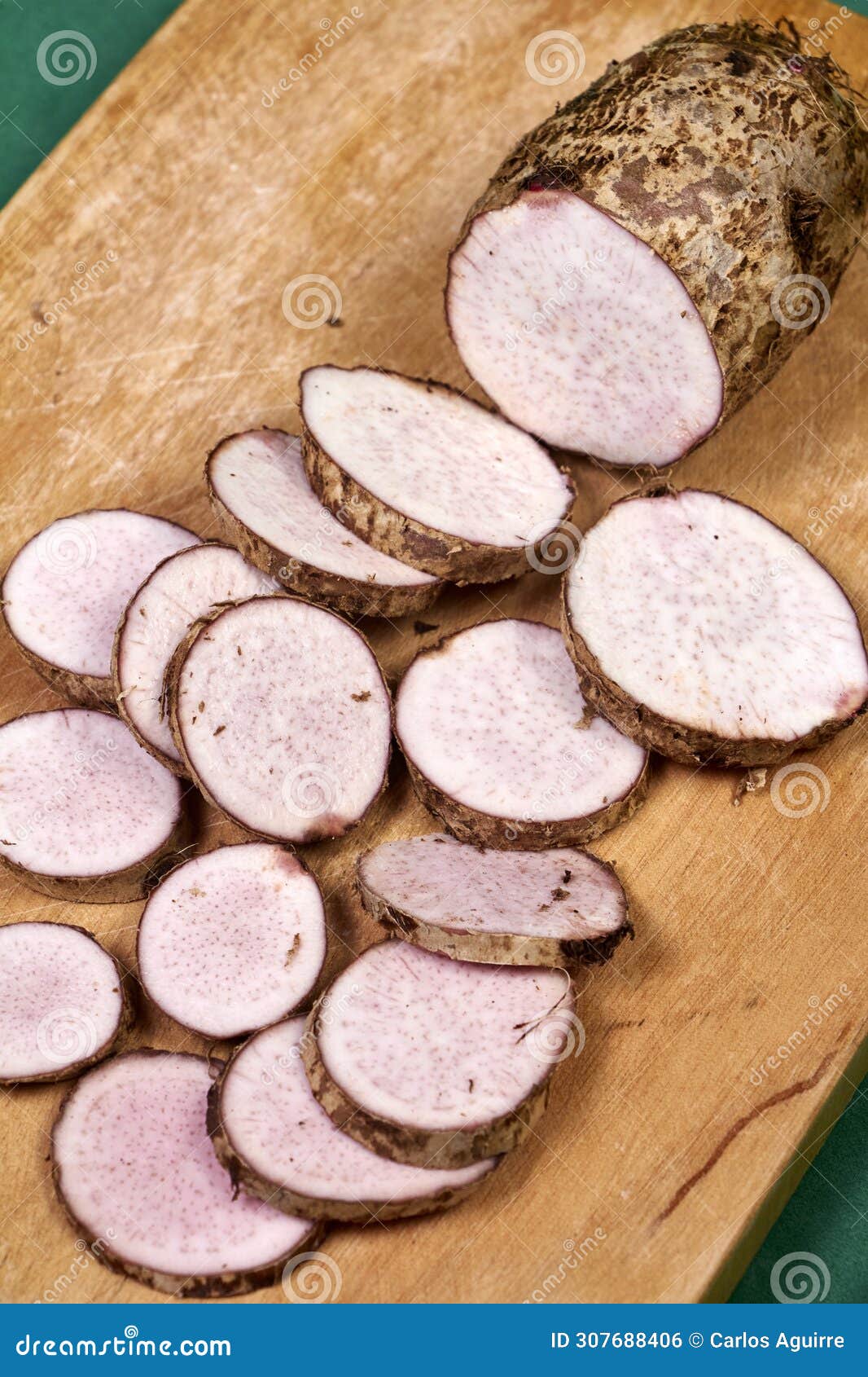 Closeup of Taro Root Vegetable, Eddo Malanga, Green Background Stock ...