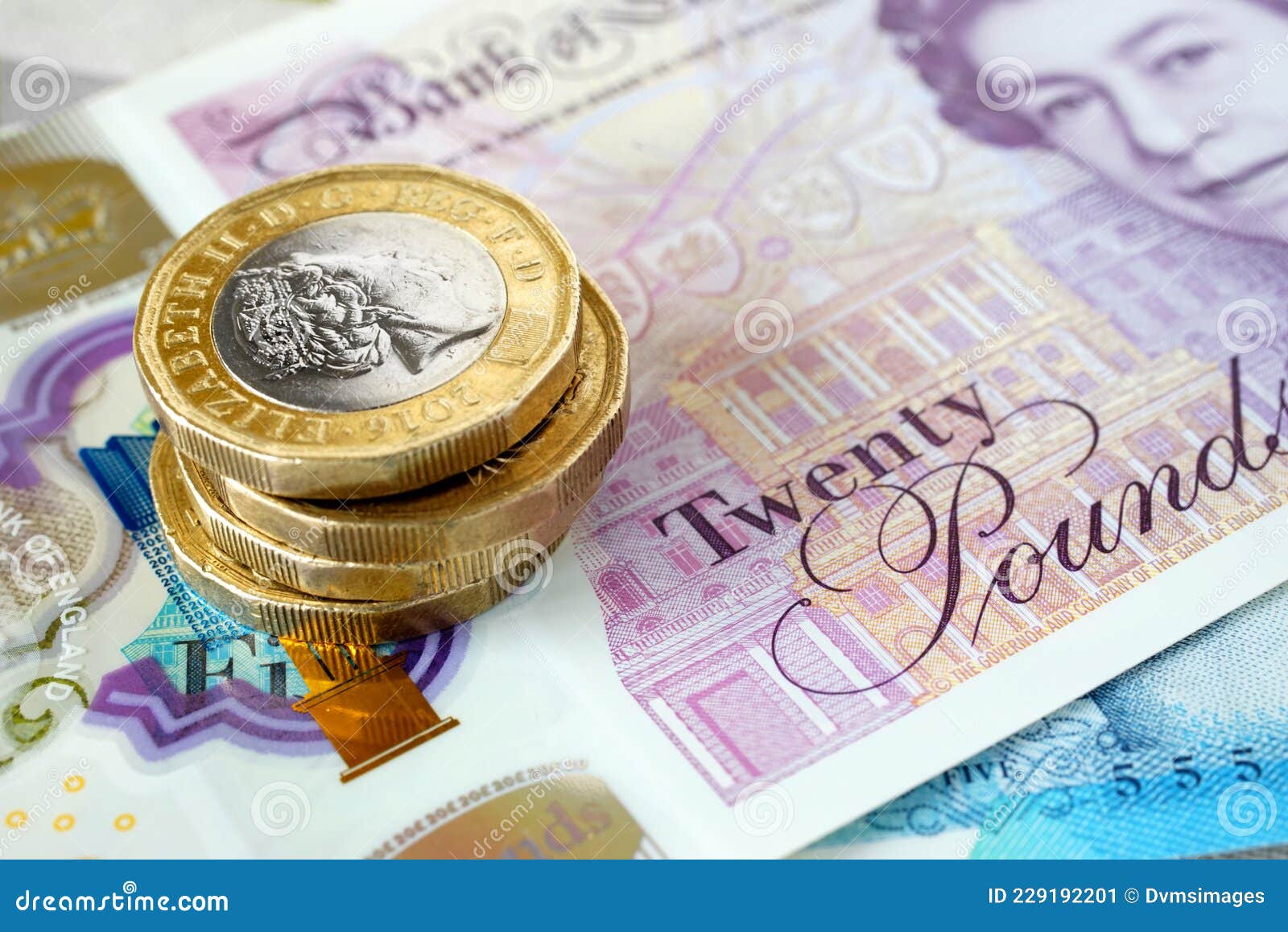 UK Money with New Polymer Notes Editorial Photo - Image of money ...