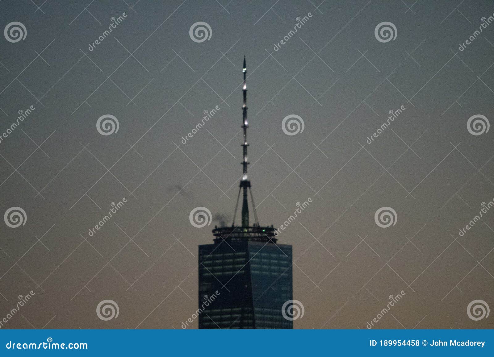 Closeup of the Upper Floors and Antenna of the Freedom Tower. Stock ...