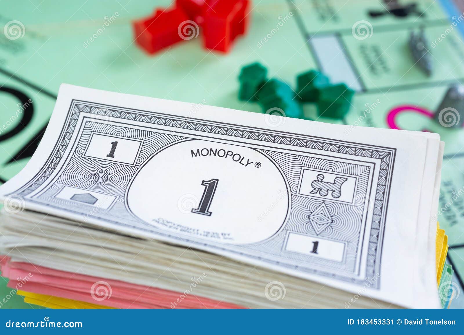 Monopoly ones editorial photo. Image of game, bank, house - 183453331