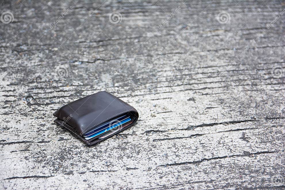 Closeup of Wallet Drop on the Road Stock Image - Image of money, drop ...