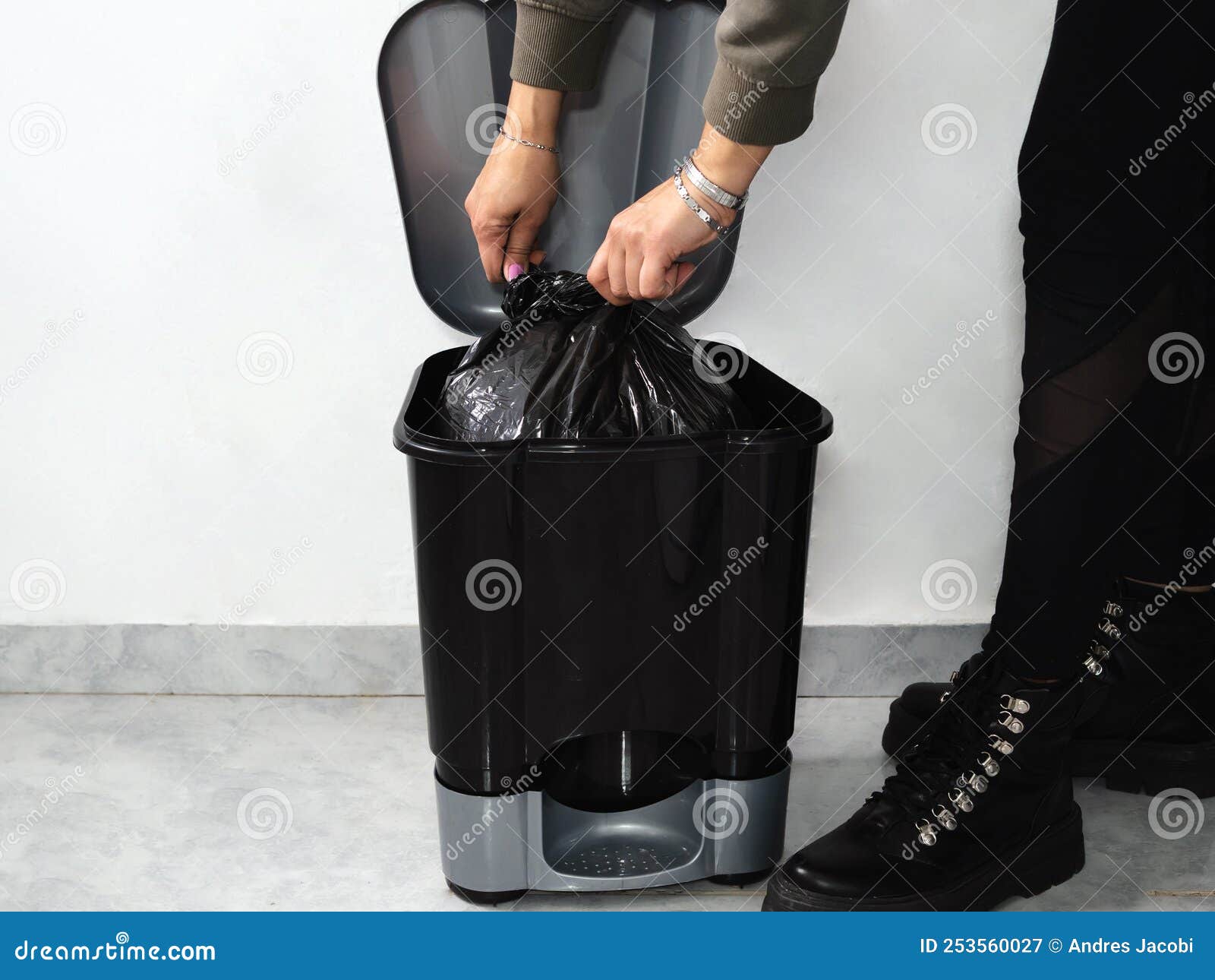 Closing Garbage Bin Bag at Home. Close Up Stock Image - Image of indoor ...