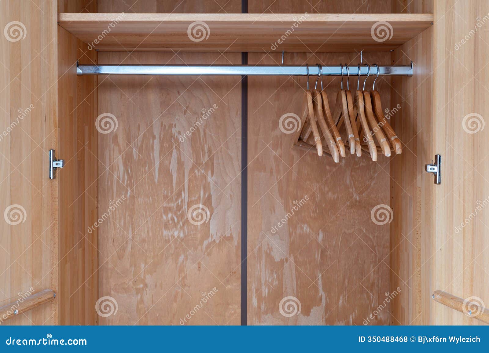 Big Empty Wardrobe Dressing Room Royalty-Free Stock Photography ...