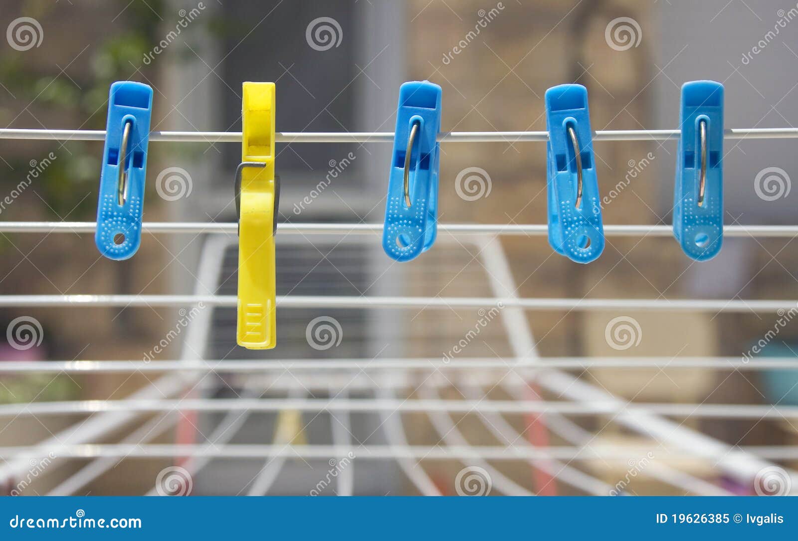 Clothes pins on a string stock image. Image of alone - 19626385