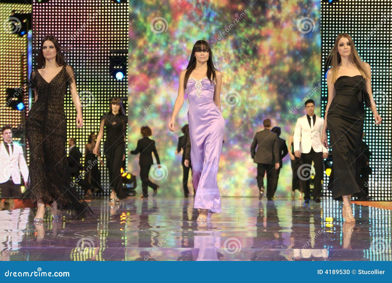 The Clothes Show editorial image. Image of models, plastic - 4189530