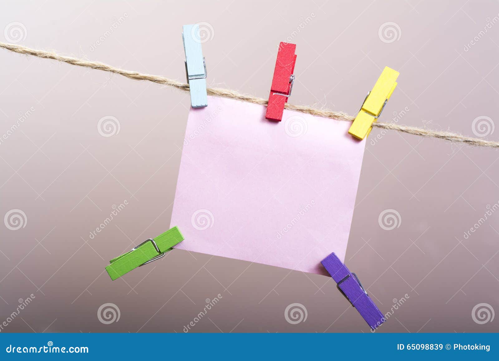 Clothespins and notepad stock image. Image of edges, drying - 65098839