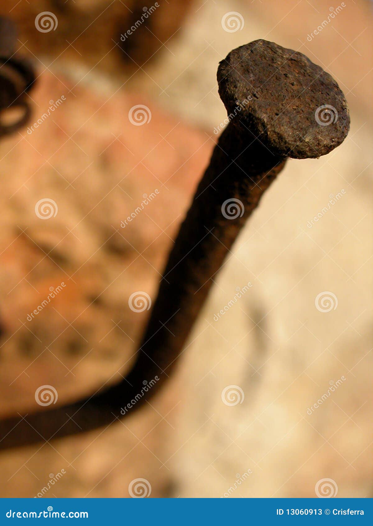 Clou rouillé image stock. Image of texture, surface, antique - 13060913