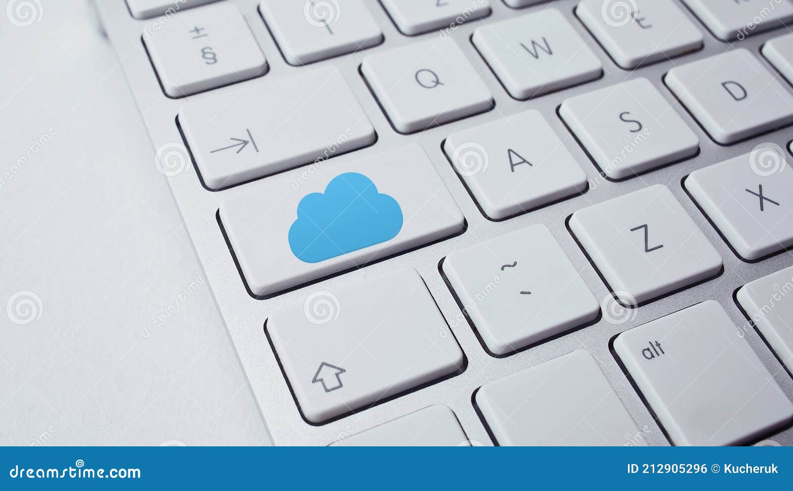 Cloud Button on the Keyboard. Cloud Storage Concept. Stock Photo ...