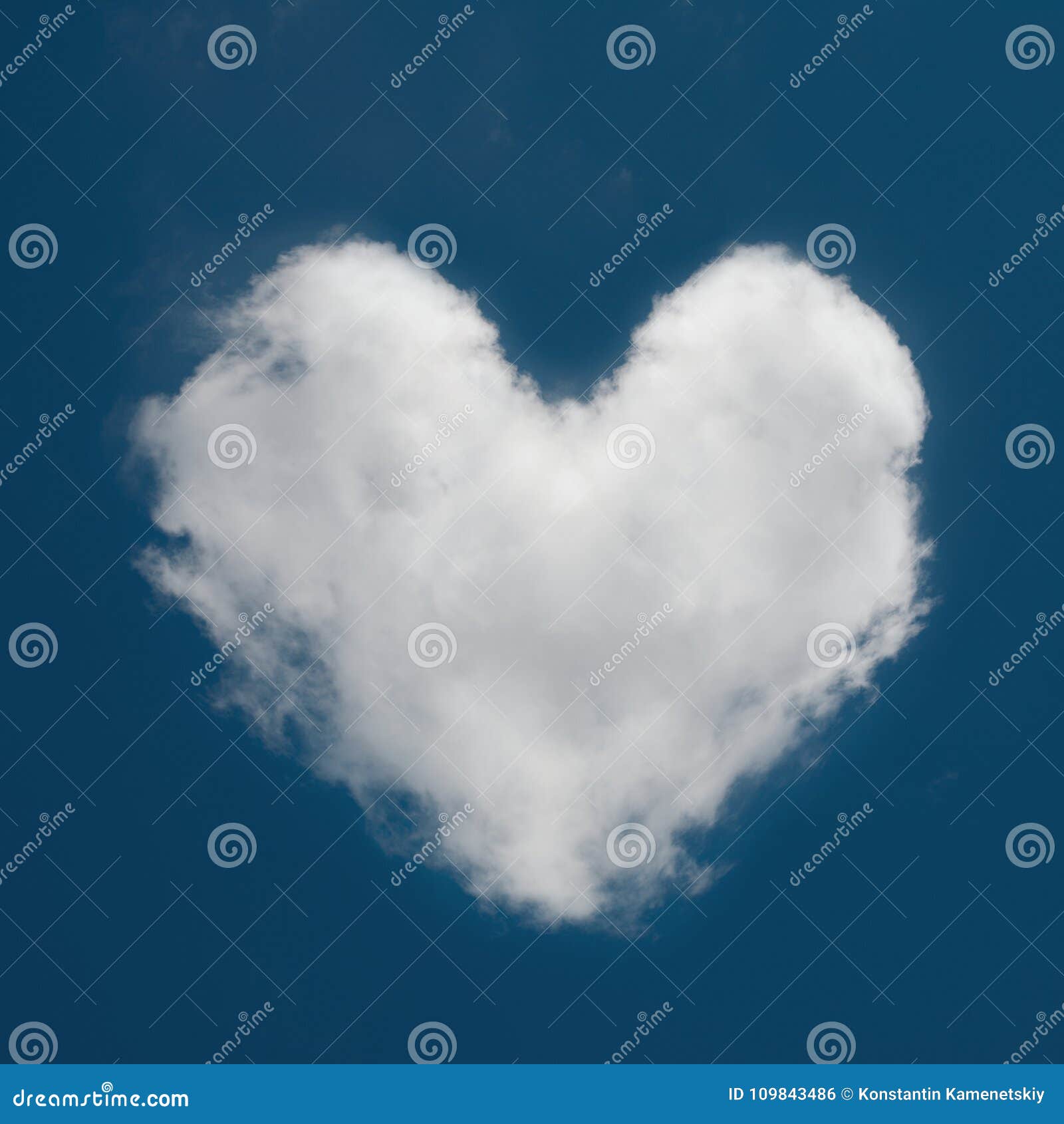 Cloud in the Form of a Heart Stock Photo - Image of shape, romance ...