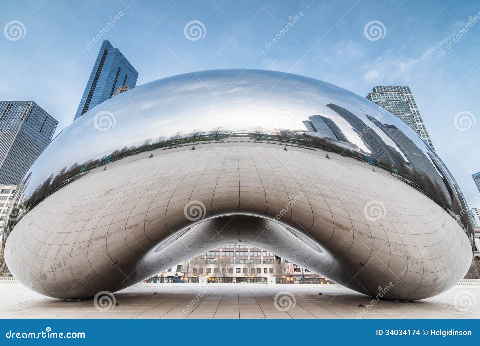 The Cloud Gate (a.k.a. the Bean Chicago) Editorial Stock Image - Image ...