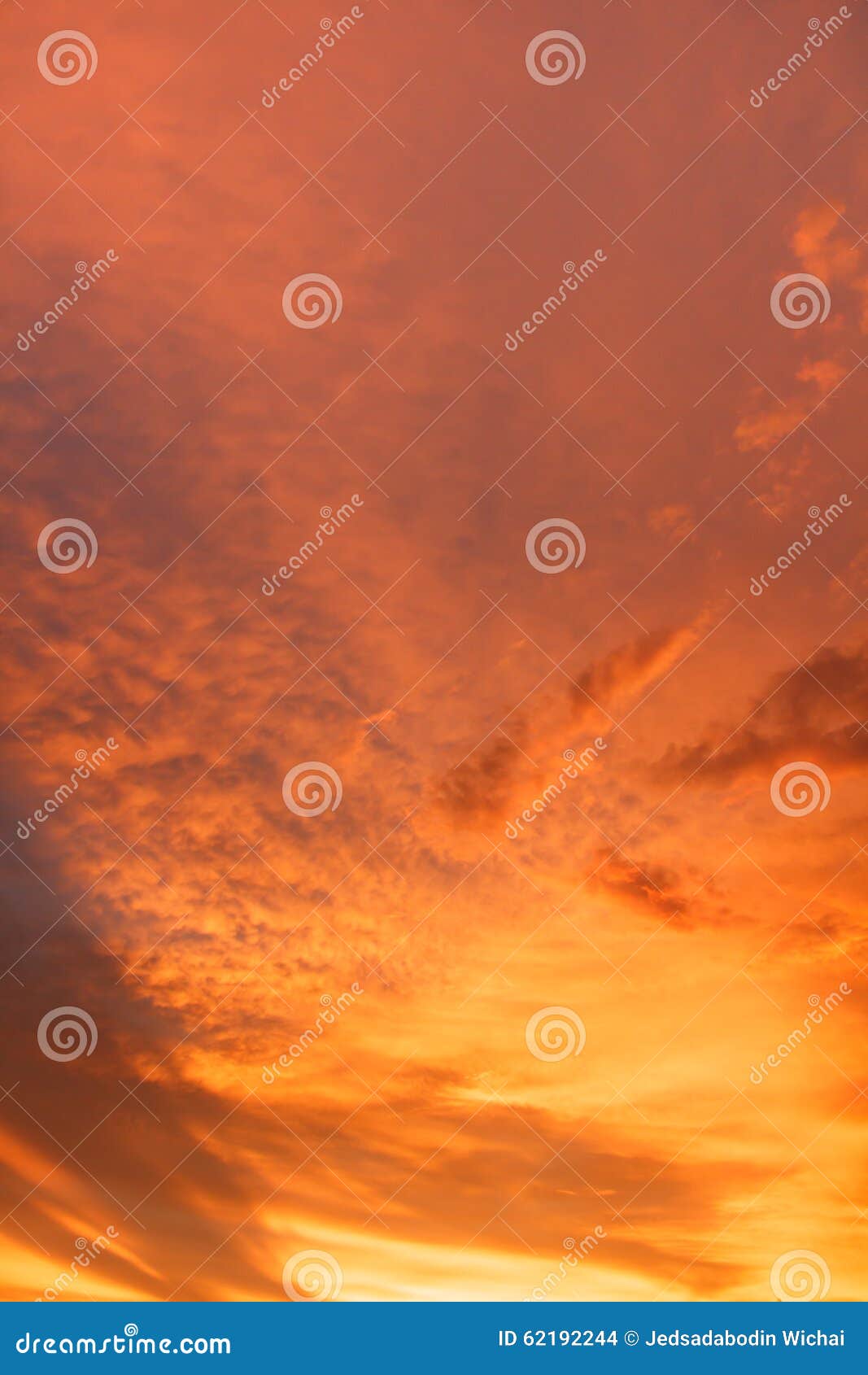 Cloud Orange Color on Evening Stock Photo - Image of horizon, clouds ...