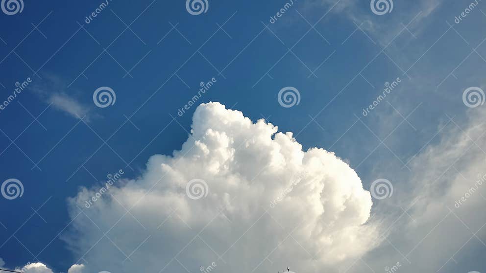 Cloud Portrait during the Day Stock Image - Image of clouds, portrait ...