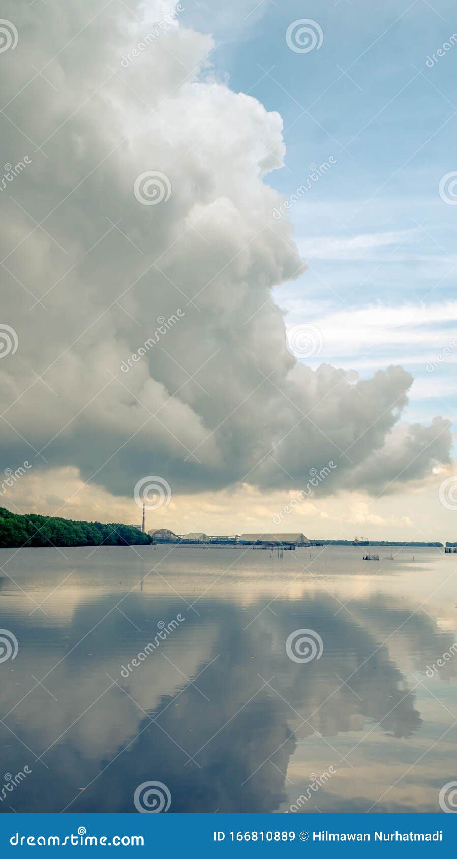 Cloud reflection on water stock image. Image of intertidal - 166810889