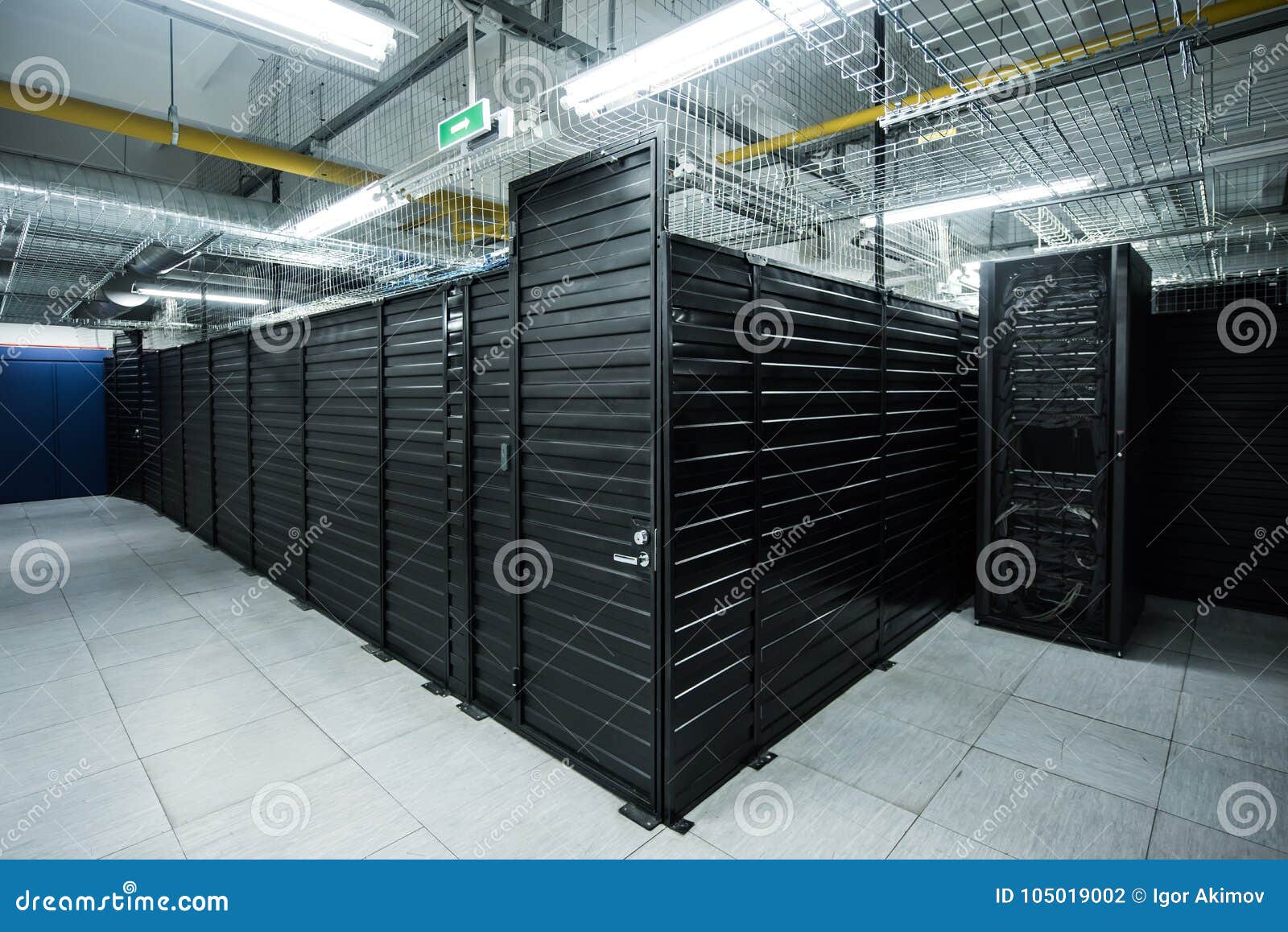 Cloud Storage of a Large Data Center Stock Photo - Image of lines ...
