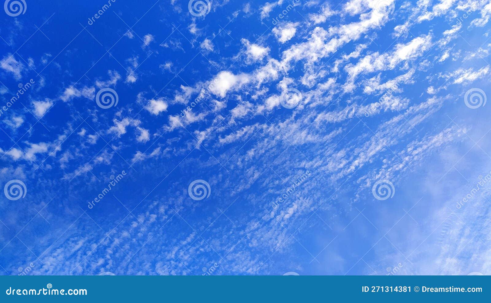 Cloud waves in blue sky stock image. Image of bluebackground - 271314381