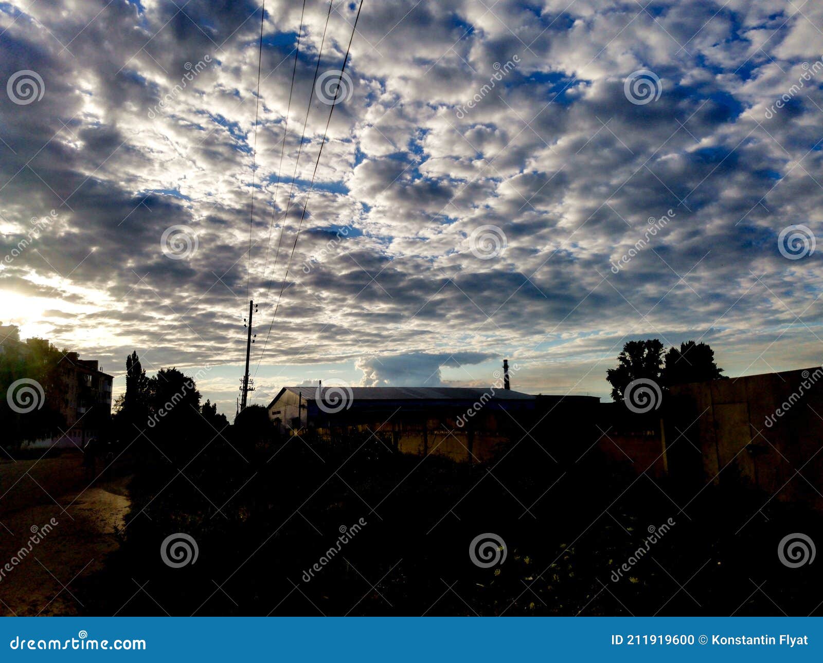 Cloudless skyday light stock photo. Image of sunrise - 211919600
