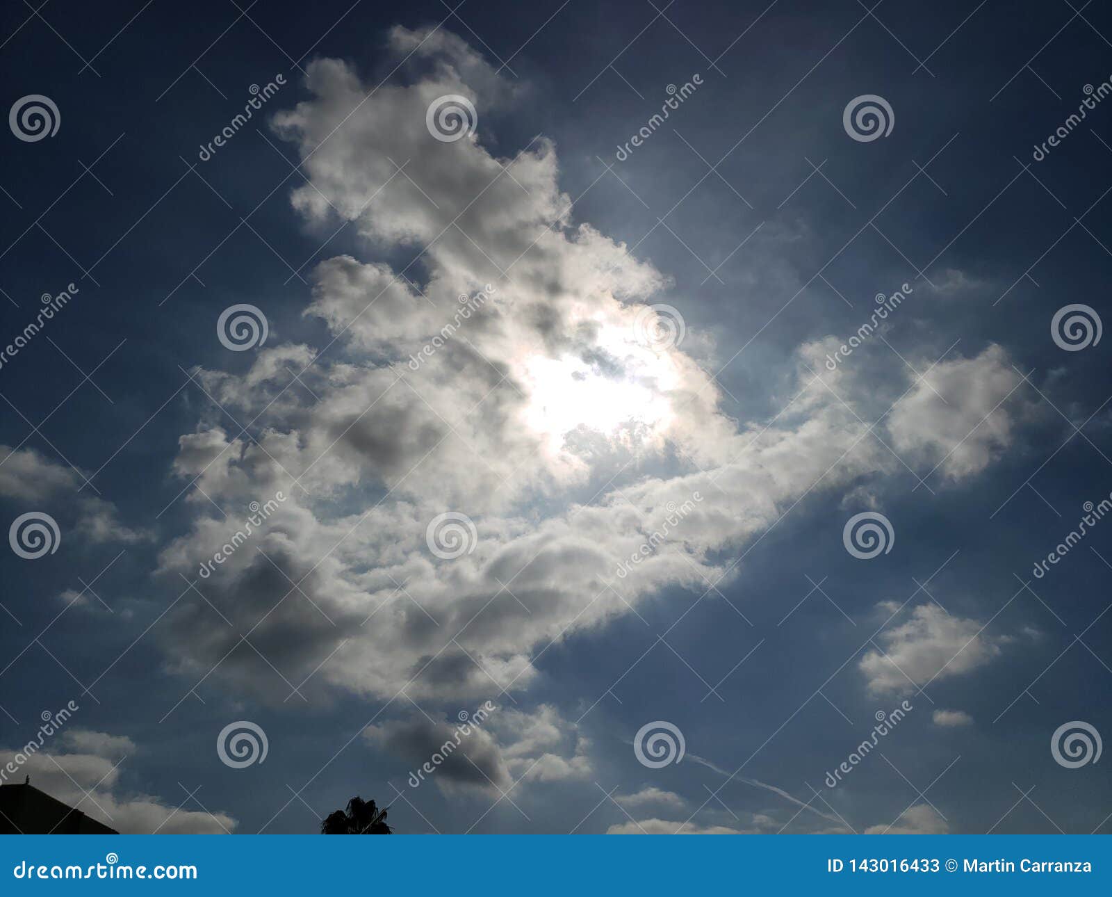 Clouds covering sun stock image. Image of sunny, clouds - 143016433
