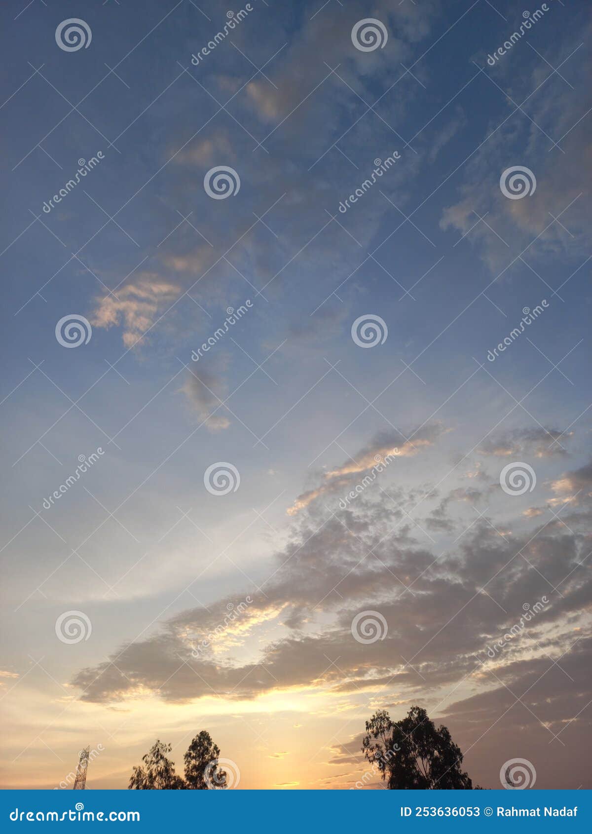Clouds Drying during Evening Stock Image - Image of water, line: 253636053