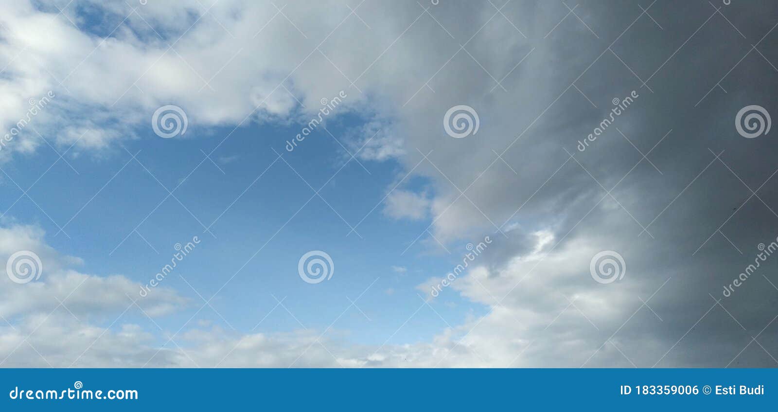 Tropical Clouds Form a Pattern that Suits Your Background and Wallpaper ...