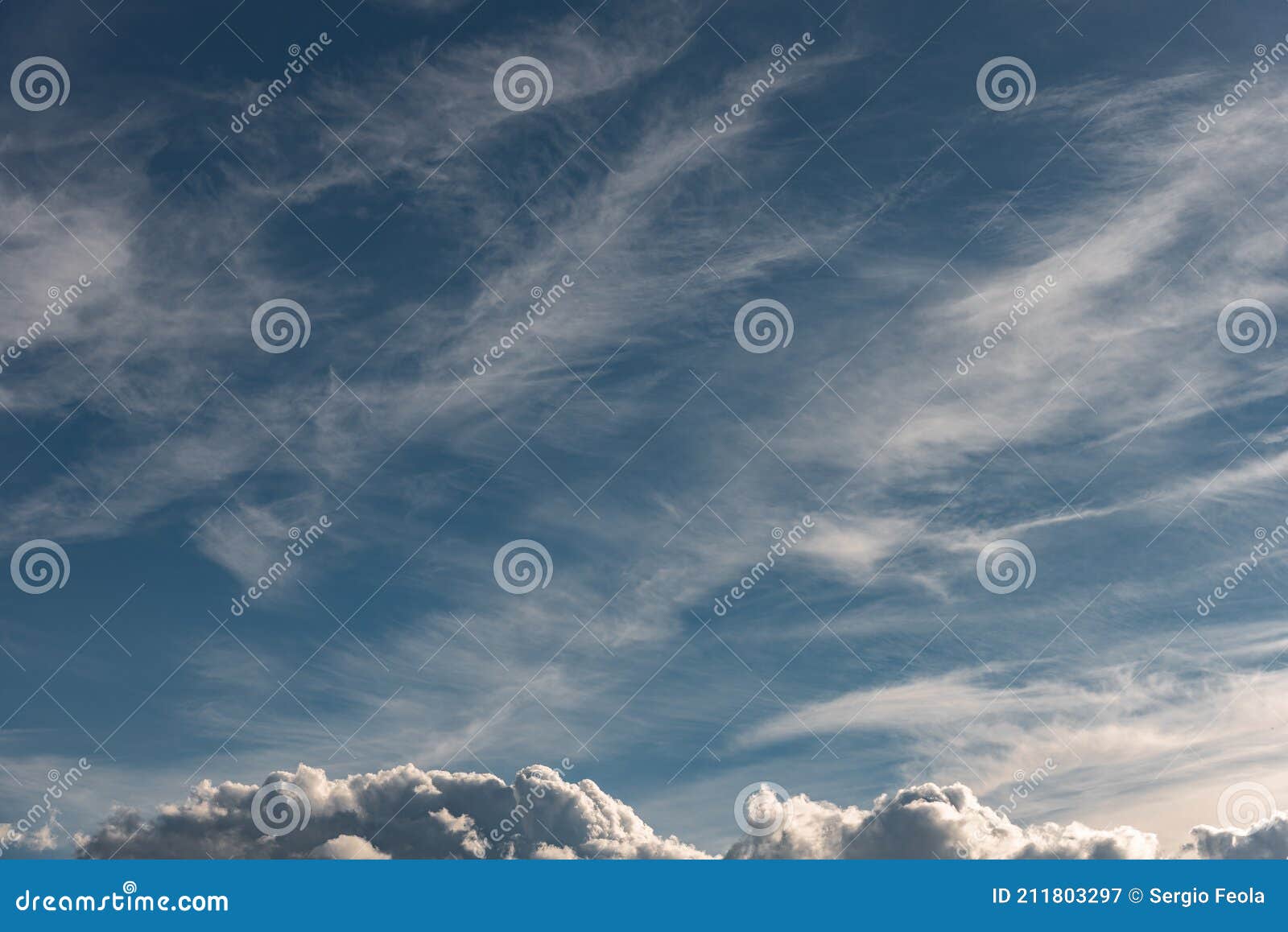 Spectacular Clouds in the Sky Stock Image - Image of cloudy, beauty ...