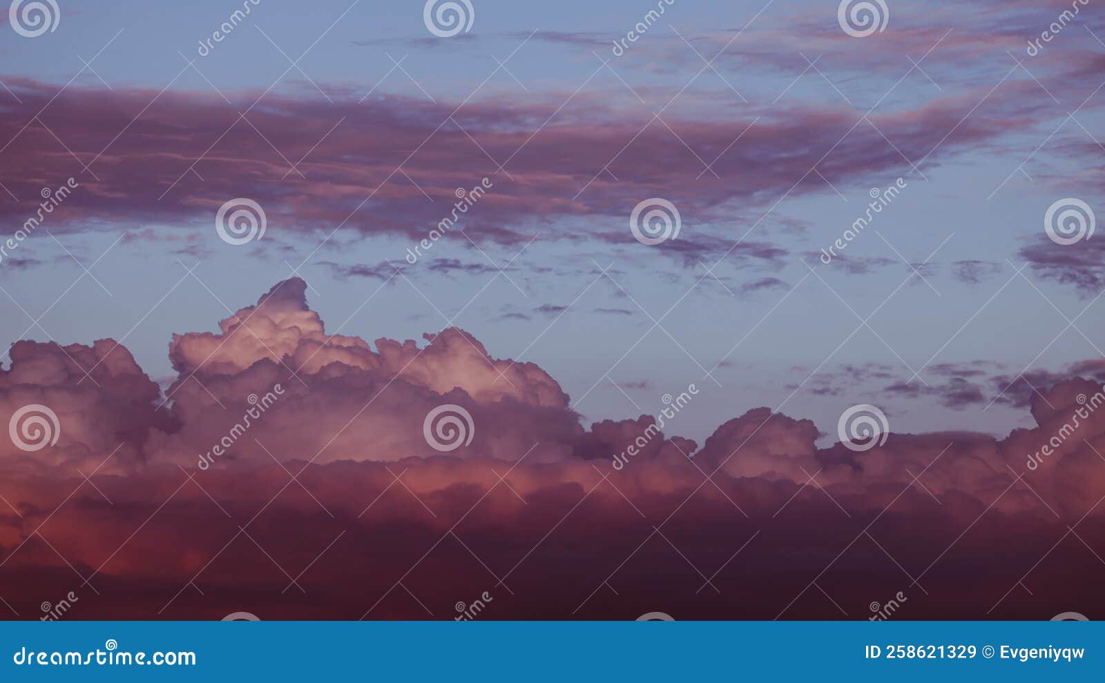 Clouds at Sunset. Incredible Colors of the Sky at Sunset. Timelapse of ...